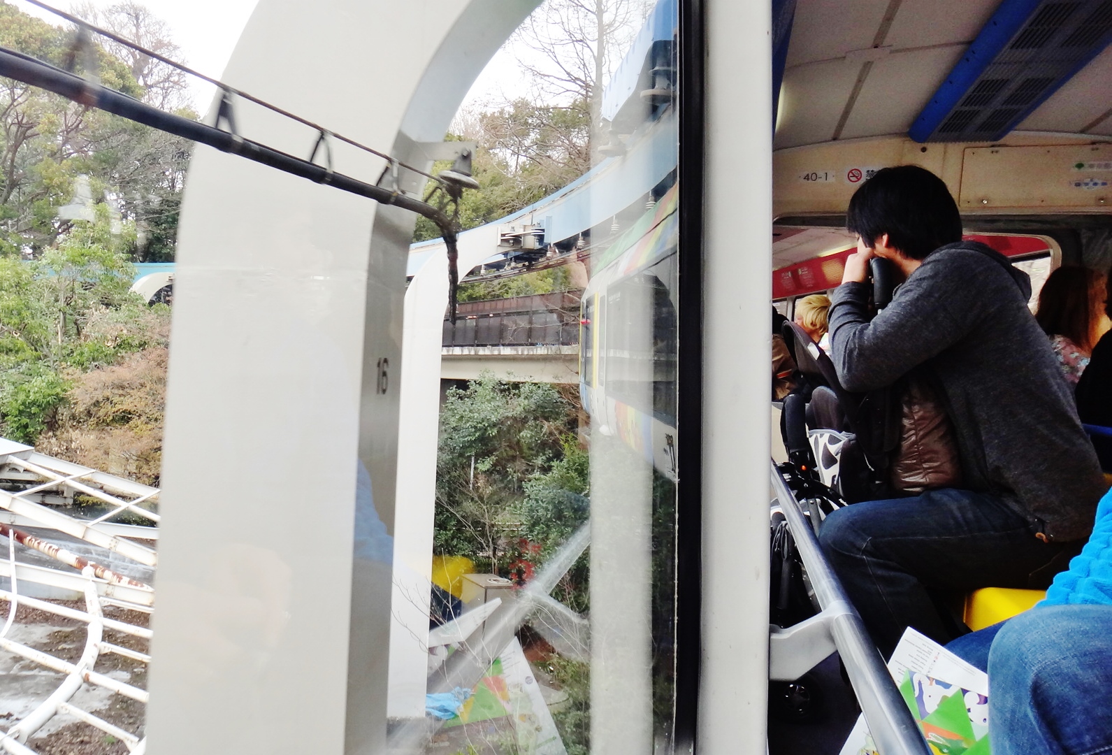 Ueno zoo monorail Tokyo Japan 2 – the tokyo files 東京ファイル