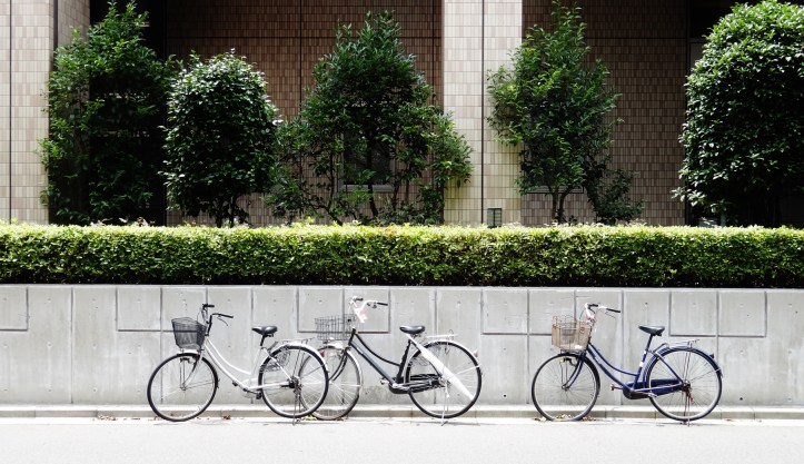Photo series: Bikes at rest 休息中の自転車 – the tokyo files 東京ファイル